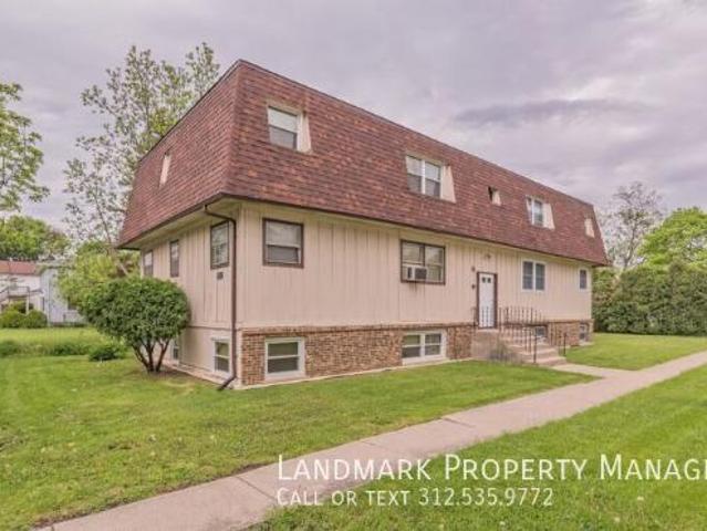 2 Br, 1 bath, Condo 26045 S Oak Rd