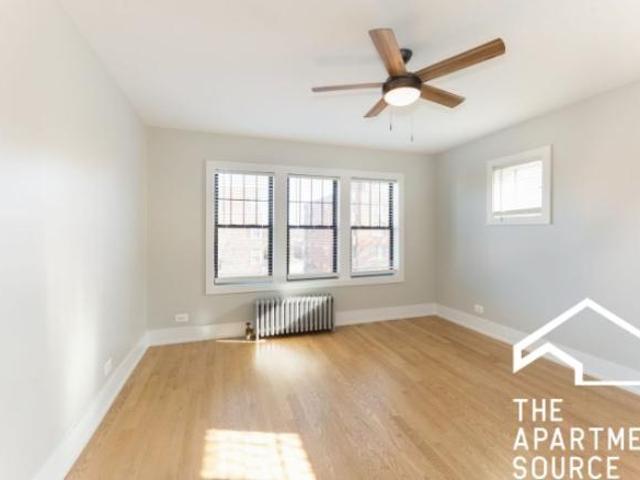 2 Br, 1 bath, Condo 2617 West Berwyn Ave
