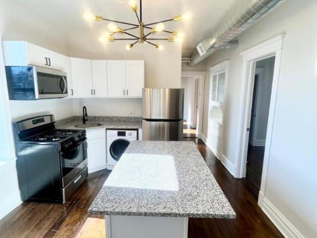 2 Br, 1 bath, Condo 2636 W 23rd St