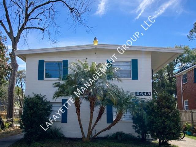 2 Br, 1 bath, Condo 2648 Dellwood Ave