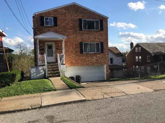 2 Br, 1 bath, Condo 2643 Mackinaw Avenue
