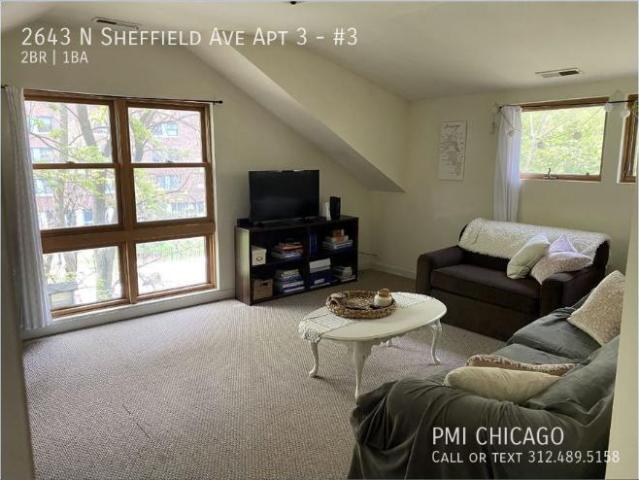 2 Br, 1 bath, Condo 2643 N Sheffield Ave