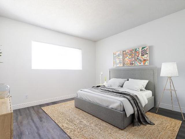 2 Br, 1 bath, Condo 269 W San Marcos Blvd