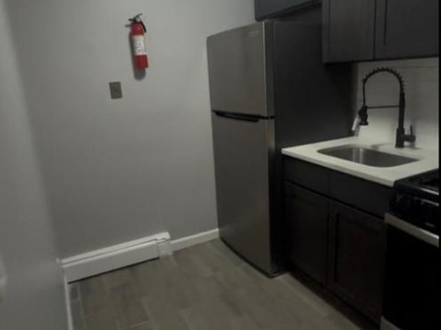 2 Br, 1 bath, Condo 26 Stiles St