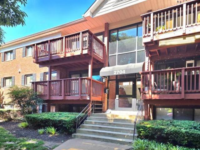 2 Br, 1 bath, Condo 2704 Dartmouth Rd