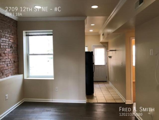 2 Br, 1 bath, Condo 2709 12th St Ne