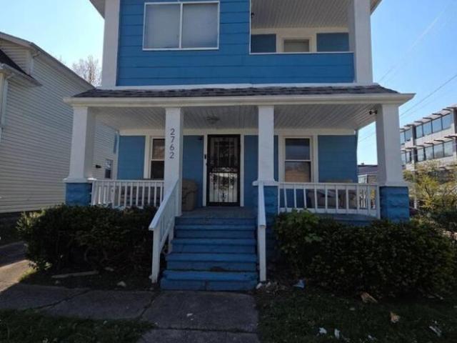2 Br, 1 bath, Condo 2762 E 120 St