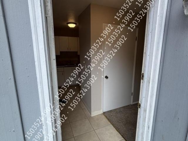 2 Br, 1 bath, Condo 2800 SW 185th Avenue