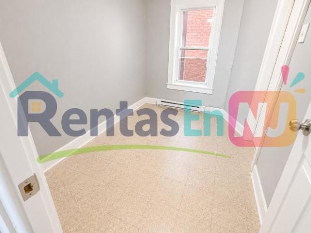 2 Br, 1 bath, Condo 280 Verona Ave