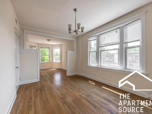 2 Br, 1 bath, Condo 2814 North Troy St