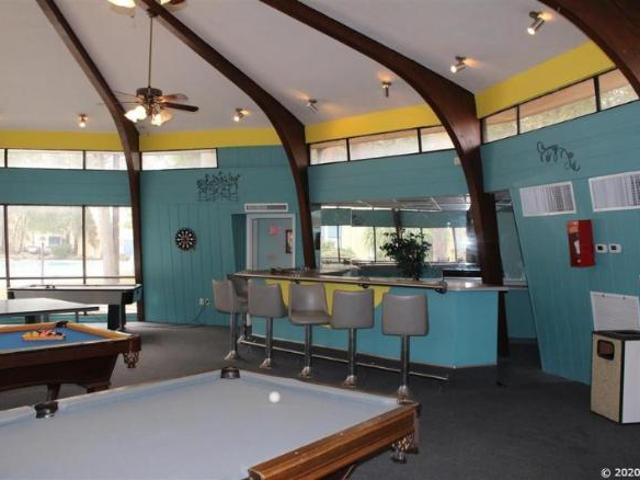 2 Br, 1 bath, Condo 2811 SW Archer Road