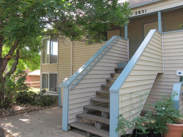 2 Br, 1 bath, Condo 2831 Somerville Dr