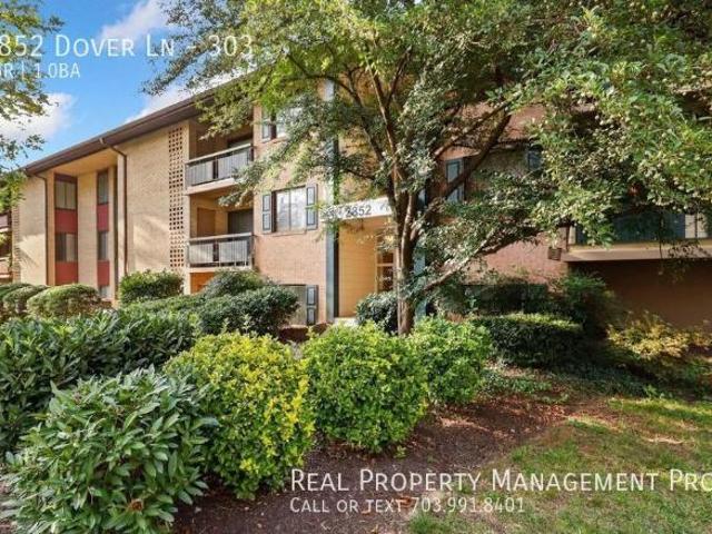 2 Br, 1 bath, Condo 2852 Dover Ln