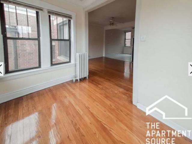 2 Br, 1 bath, Condo 2876 N Clark St