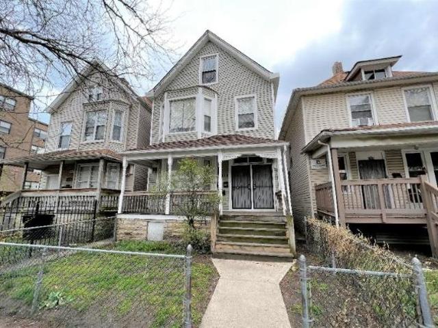 2 Br, 1 bath, Condo 2879 E 77th St