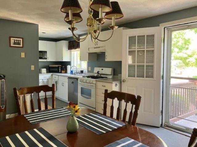 2 Br, 1 bath, Condo 28 Antler Court