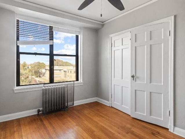2 Br, 1 bath, Condo 28 East 16th Street