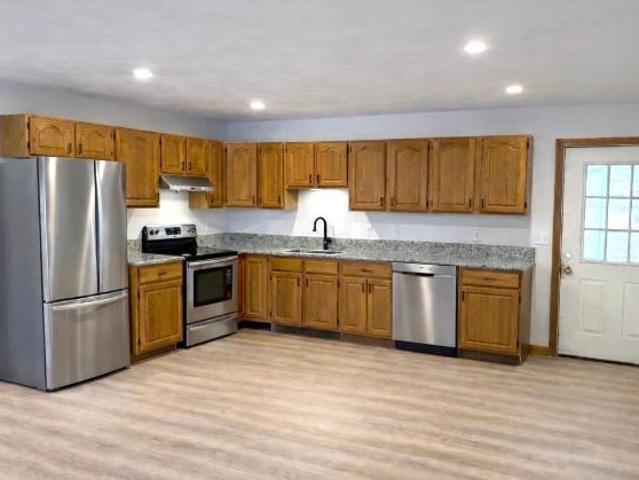 2 Br, 1 bath, Condo 28 South Ave