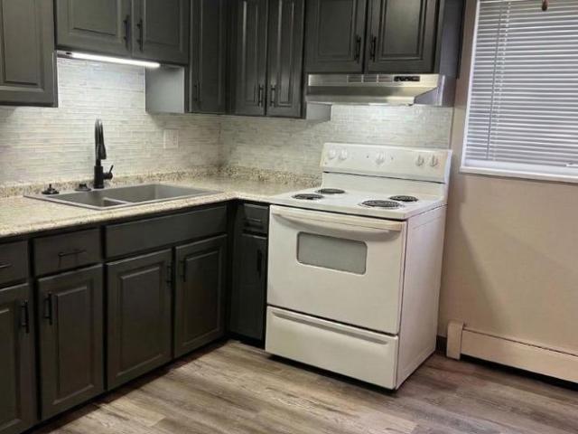 2 Br, 1 bath, Condo 2915 Sage Street