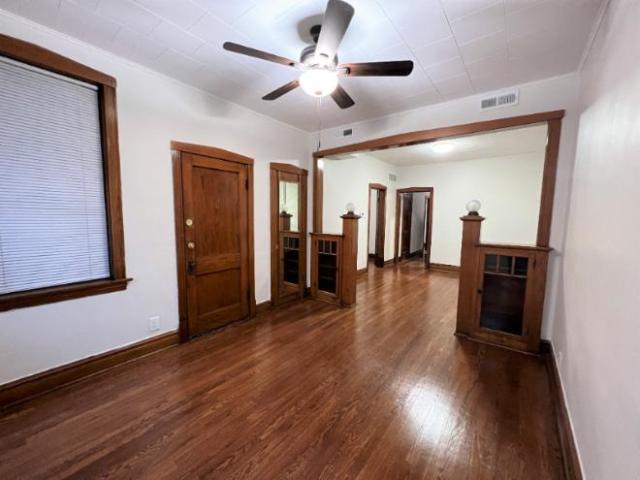 2 Br, 1 bath, Condo 2926 W 40th Pl