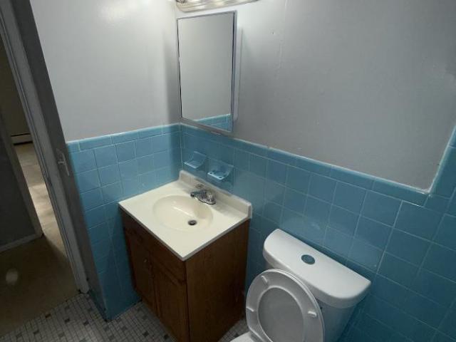 2 Br, 1 bath, Condo 2969 2971 Fourtowers Dr