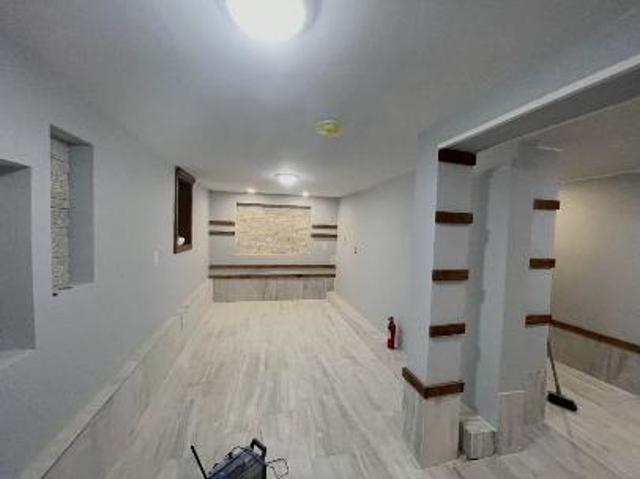 2 Br, 1 bath, Condo 33 Jeannete St