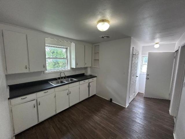2 Br, 1 bath, Condo 33 Jefferson Street