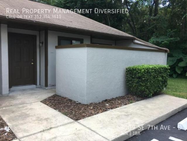 2 Br, 1 bath, Condo 3009 SE 7th Ave