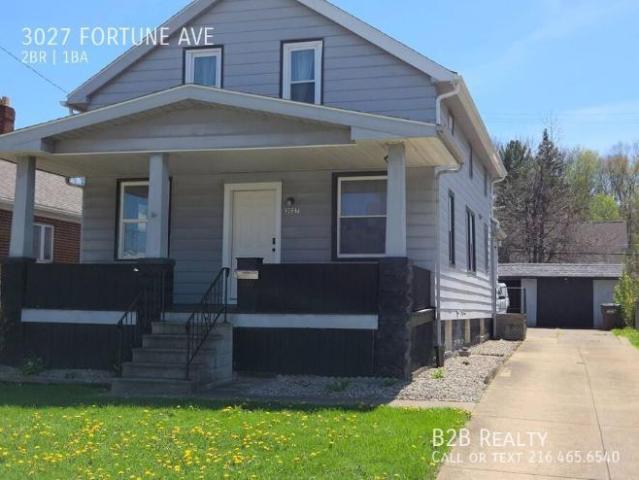 2 Br, 1 bath, Condo 3027 Fortune Ave