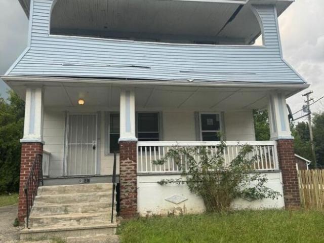 2 Br, 1 bath, Condo 3037 E 121st St