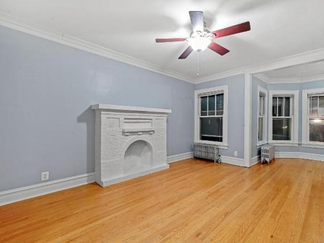 2 Br, 1 bath, Condo 304 S Kenilworth Ave