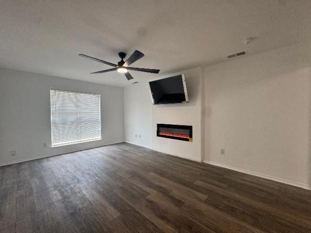 2 Br, 1 bath, Condo 305 Arizona Dr