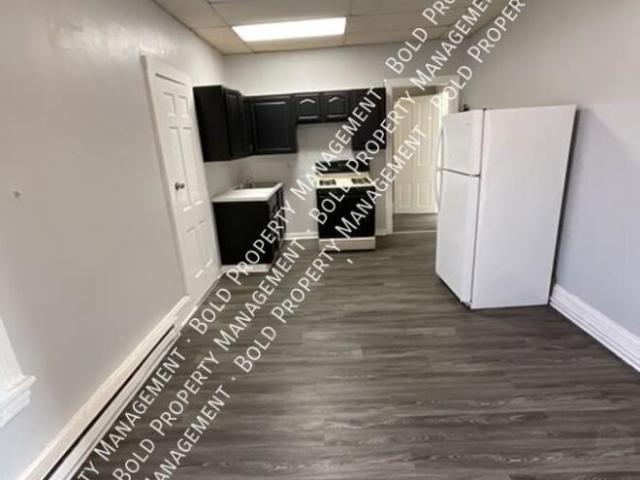 2 Br, 1 bath, Condo 306 S 5th St