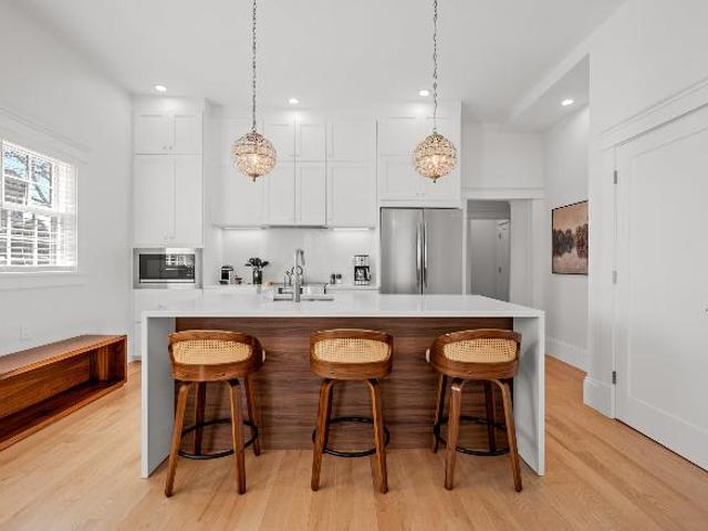 2 Br, 1 bath, Condo 30 E Main Street