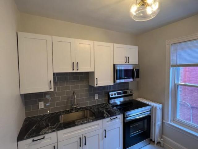 2 Br, 1 bath, Condo 30 South 6th Ave