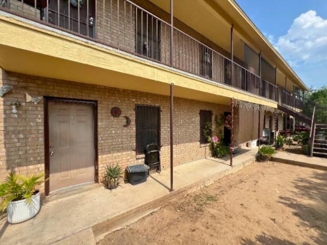 2 Br, 1 bath, Condo 3103 E Price St