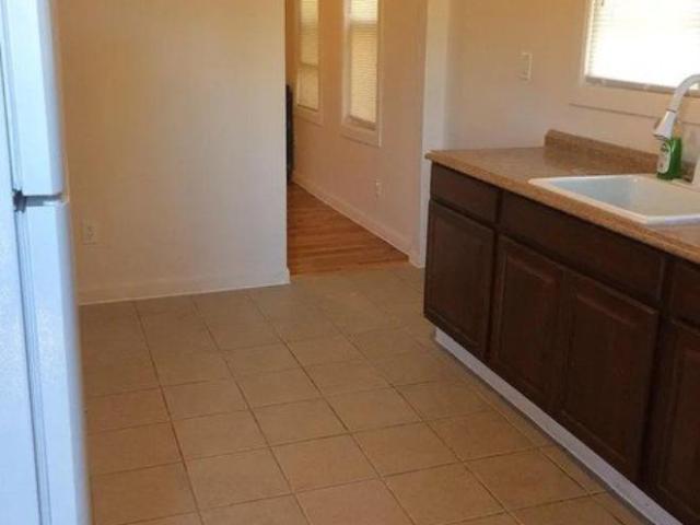 2 Br, 1 bath, Condo 310 Henry Steet