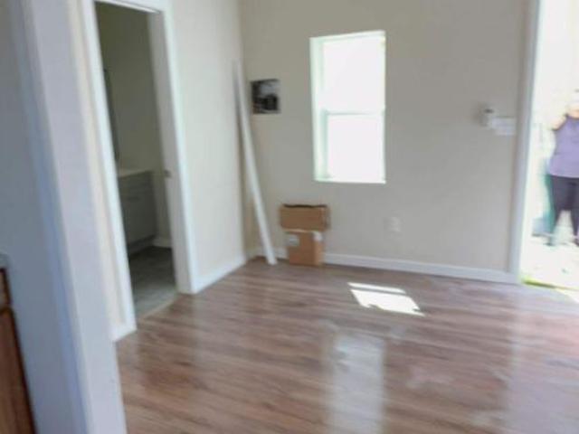 2 Br, 1 bath, Condo 310 Park St