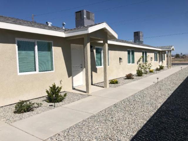 2 Br, 1 bath, Condo 311 W Church Ave
