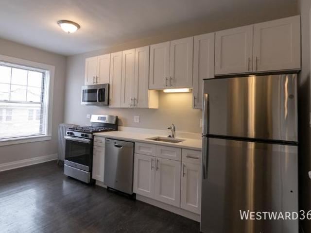 2 Br, 1 bath, Condo 3126 W Eddy