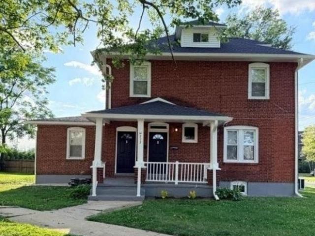 2 Br, 1 bath, Condo 313 Delaware Ave