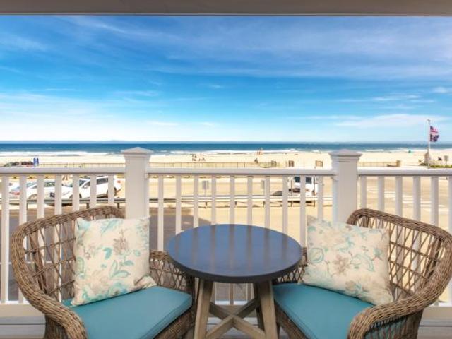 2 Br, 1 bath, Condo 315 Ocean Boulevard