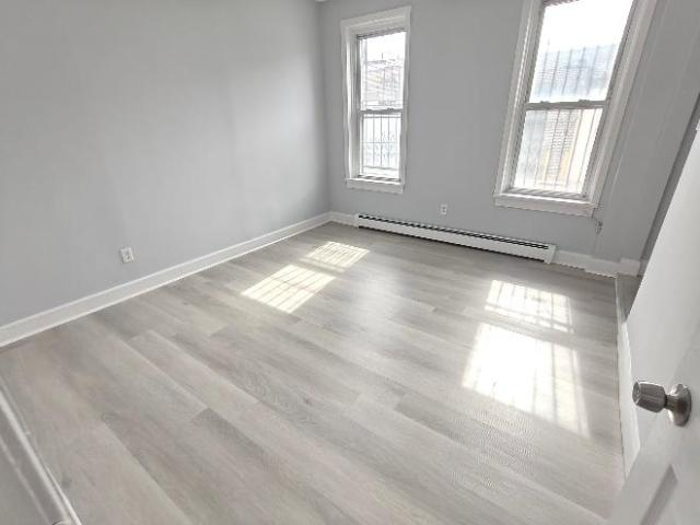 2 Br, 1 bath, Condo 317 Market St