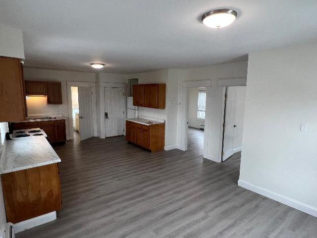 2 Br, 1 bath, Condo 317 Rimmon St