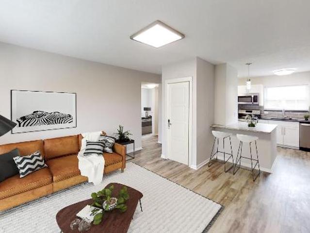2 Br, 1 bath, Condo 3181 Dorris Ave