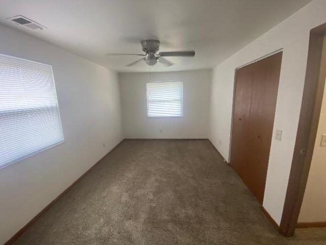 2 Br, 1 bath, Condo 318 Nordale Ave