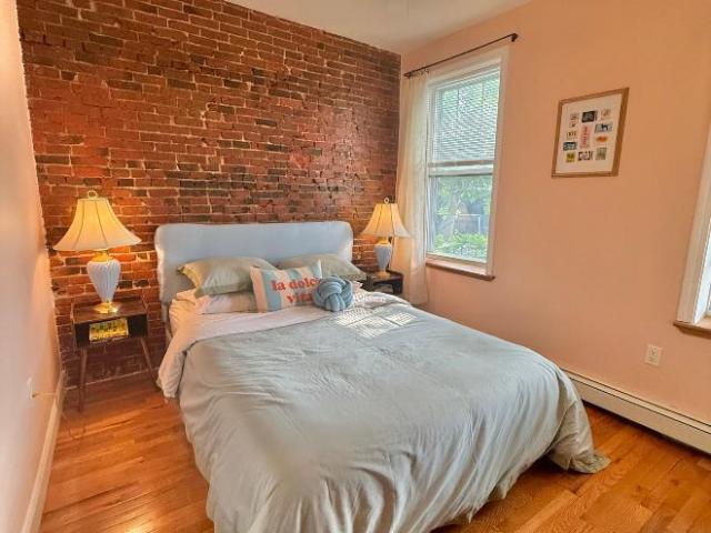 2 Br, 1 bath, Condo 31 Division St