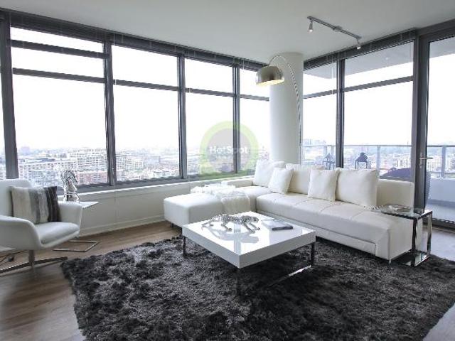2 Br, 1 bath, Condo 320 W Chestnut