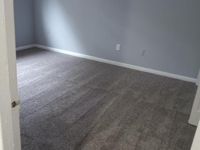 2 Br, 1 bath, Condo 3215 Baird Avenue
