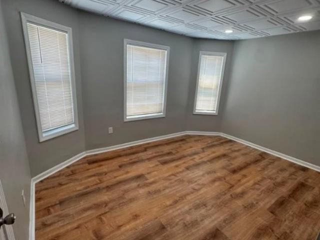 2 Br, 1 bath, Condo 321 Union St